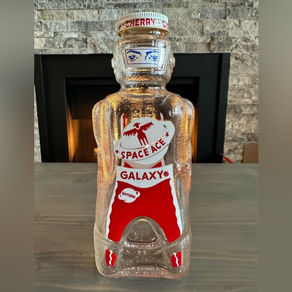 Space Foods Company | Other | Vintage Red Galaxy Space Man | Poshmark